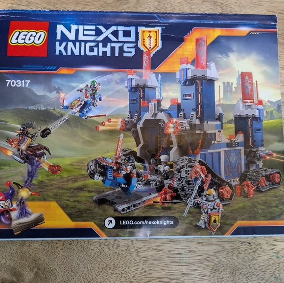 Lego | Toys | Lego 737 The Fortrex Nexo Knights Complete | Poshmark